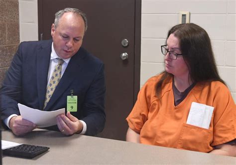 Corrections Supervisor Heidt Accused Of Having Sex With Inmate Gets 5k