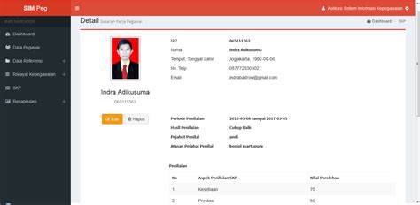 Sistem Informasi Kepegawaian SIMPeg Versi Jasa Aplikasi Dan Web