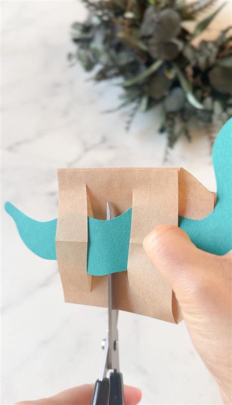 お札でできるマジック工作！封筒で作る「ドキドキマジック」の作り方【簡単仕掛けおもちゃ】 くるみの遊びラボ｜子どもと楽しむ工作・おうち遊びアイデア