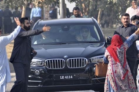 Pakistani Anti Corruption Court Charges Ousted Pm Sharif After Panama