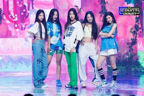 뉴진스 무대의상 민심 개곱창났네 ㅋㅋ 패션 에펨코리아