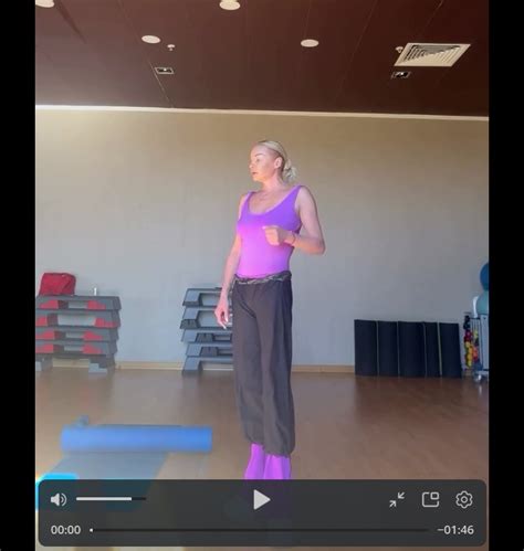 А свадьба то не настоящая дочь Анастасии Волочковой официально не выходила замуж