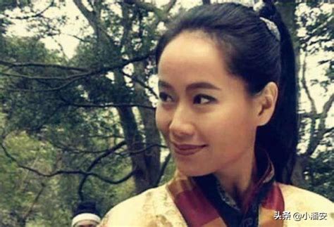 古龍筆下用疊字的女性名一大堆，金庸筆下只有四個，有一個很肉麻 每日頭條