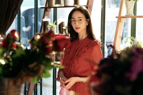 娱乐女汉纸张钧甯玫瑰红长裙 张钧甯玫瑰长裙真的 热门微博