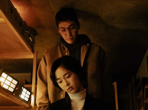 Kim Young Kwang Dan Kang Hae Lim Jadi Pasangan Psikopat Di Serial Somebody
