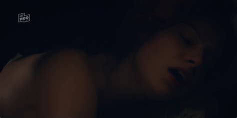 Nude Video Celebs Actress Emma Bading