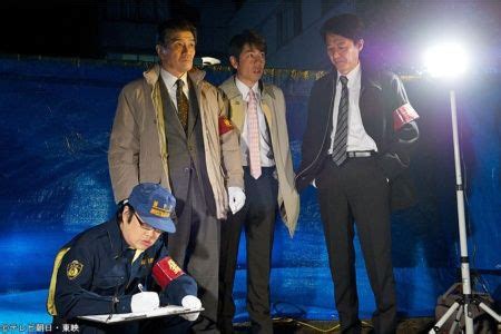 ボード相棒のピン 日経トレンディ 相棒 捜査