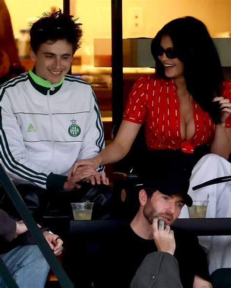 Cinema🎬 ‎ تیموتی شالامی به همراه دوست دخترش کایلی جنر در حال تماشاى