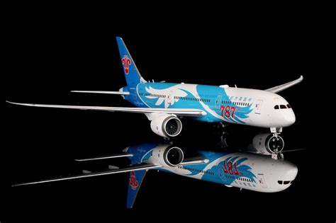 China Southern Boeing B787 9 787th B 1168 L2011 Sq Wings 1200 Eztoys