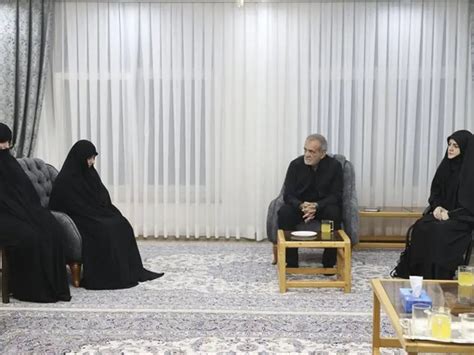 پزشکیان و دخترش برای دیدار با خانواده رئیسی به خانه او رفتند ایران