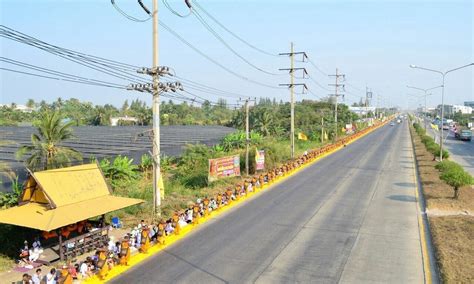 ธุดงค์ธรรมชัยสวยๆ ธรรมยาตรา