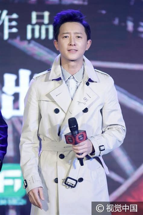 張慧雯水手服梳高馬尾顯青春可愛 韓庚顏值在線與尹正台上翩翩起舞 每日頭條