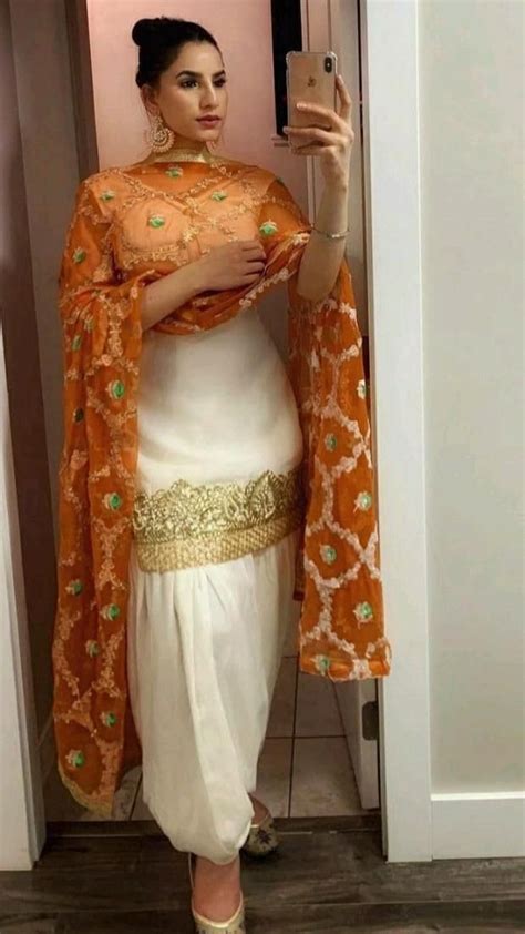 Patiala Suit 🧡 Patiala Suit Designs Patiala Dress Punjabi Suits