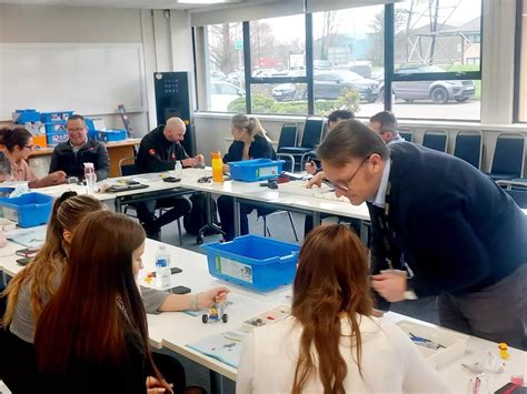 Mabey Hire Welcomes Select As A Stem Programme Partner Highways News