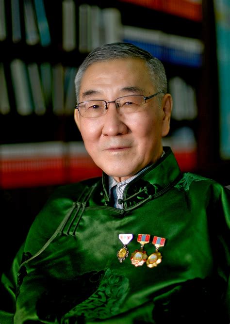 Монгол Улсын Ардын багш Төрийн шагналт хэл шинжлэлийн шинжлэх ухааны доктор МУИС ийн