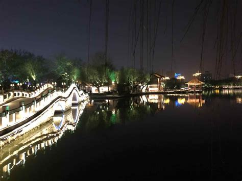 夜游大明湖 澎湃号湃客 澎湃新闻 The Paper