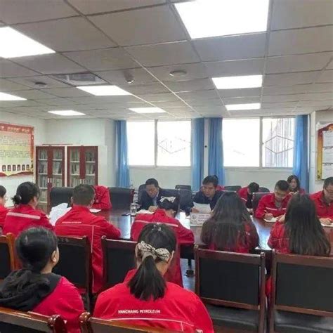 作风建设专项行动解释中心加强作风建设，推动工作落实问题班子成员共性