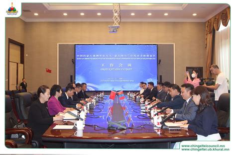 НИЙСЛЭЛИЙН ЧИНГЭЛТЭЙ ДҮҮРГИЙН ИРГЭДИЙН ТӨЛӨӨЛӨГЧДИЙН ХУРЛЫН ТӨЛӨӨЛӨГЧИД БҮГД НАЙРАМДАХ ХЯТАД АРД