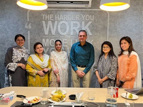 Aamna Rehman On Linkedin Women Connect With Ayub Khattak And Its Was Amazing To Talk About