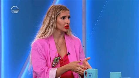 ასე გამოიყურებოდა 18 წლის ნუკი კოშკელიშვილი ტელეწამყვანის აქამდე