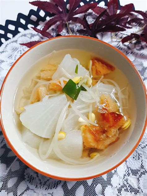 가을무 콩나물 황태해장국