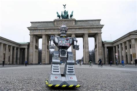 Un Chief Urges Action On Killer Robots As Geneva Talks Open