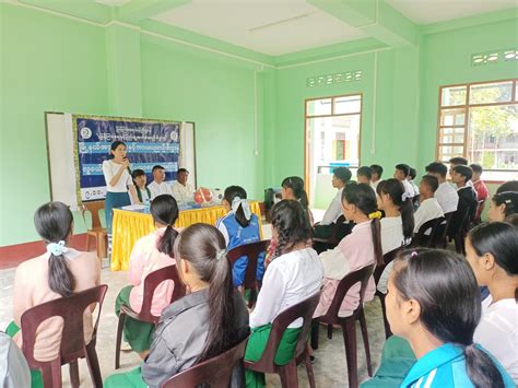 မိုင်းခတ်မြို့၌ လူငယ်‌ရေးရာအသိပညာပေးဟောပြောပွဲနှင့် အားကစားပစ္စည်းများ ထောက်ပံ့‌ပေးအပ