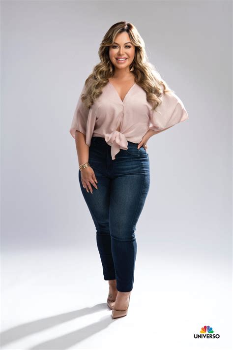 Chiquis Rivera Makeup Line Mugeek Vidalondon