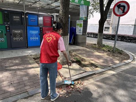 清洁环境卫生 共建美丽家园 岳阳市统计局开展中国梦 劳动美清洁家园文明实践活动 岳阳市统计局