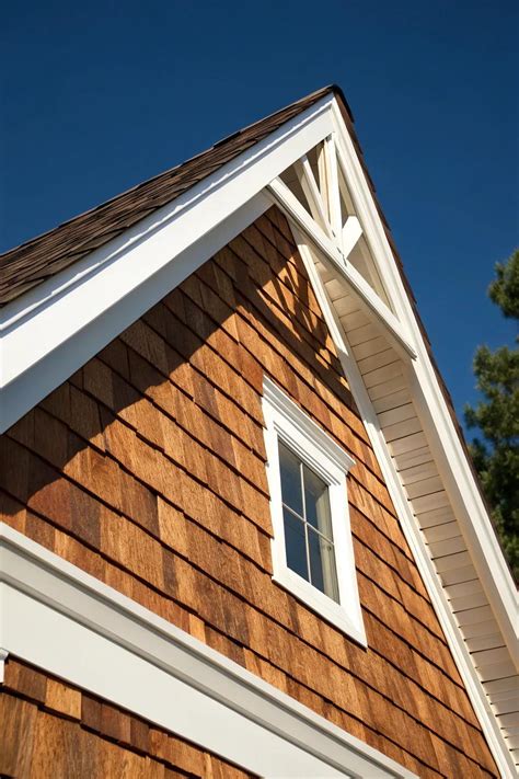 18 Inspiring Cedar Shake Gable Ideas