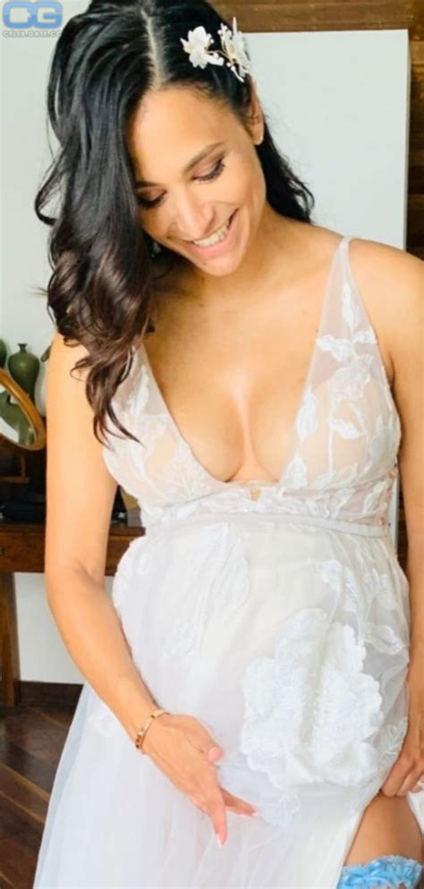 Amira Pocher Nackt Nacktbilder Playbabe Nacktfotos Fakes Oben Ohne