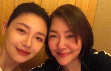 小s半夜晒新任姐夫具俊晔照片，直呼好帅，称妈妈也好爱新女婿具俊晔大s姐夫新浪新闻