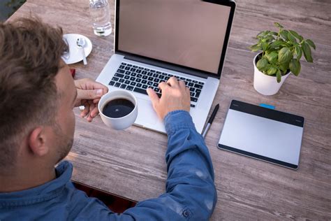 Javavmとは?仕組みと構成やjavavm環境で動く言語6つを紹介 Javaコラム Javavmとは?仕組みと構成やjavavm環境で動く言語6つを紹介 Javaコラム