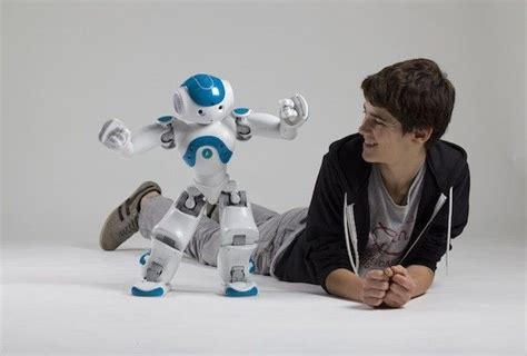 Aldebaran Robotics Announces Nao Next Gen Humanoid Robot Video Robot Humanoide Robot