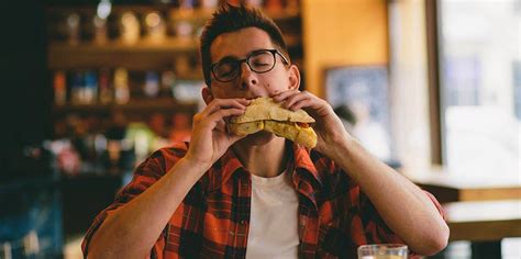 The Bizarre Way Your Brain Interprets Food As Love YourTango