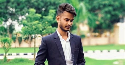 Meet Manish Kumar Singh Indias Leading Digital Marketing Entrepreneur The Indianpreneur