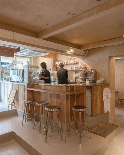 픽철 카페 그리고 여행 On Instagram ☕️ 산도 맛집으로 소문난 연희동 대표 에스프레소 바 공간 ‘연희 에스프레소 바 에스프레소 단골이 많은 연희