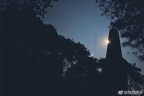 《松柏常青，英烈不朽》祭拜騰衝國殤墓園有感 每日頭條