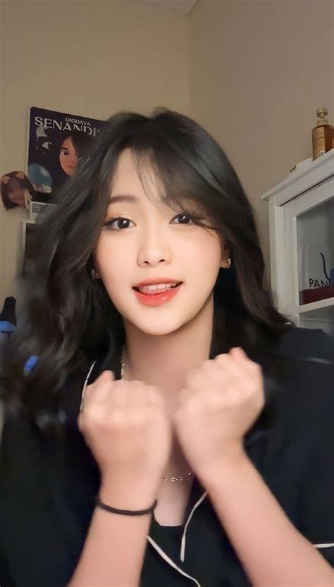 Pin Oleh Hanz Hanxz Di Adel Orang Cantik Gadis Gadis Cantik Wajah Gadis