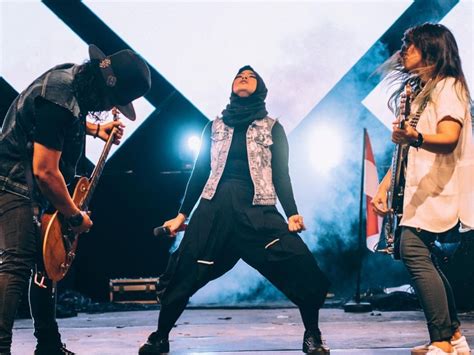 6 Band Indonesia Dengan Vokalis Perempuan Tagar