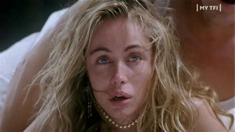 Nude Video Celebs Emmanuelle Beart Sexy Un Fil à La Patte 2005