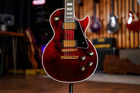 Gibson Usa Les Paul Custom 70s In Wine Red Guitar Gear Giveaway