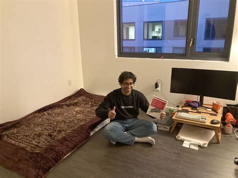 Founder Mode Now Accepting Internet Points At Shivam Singhal 12 Comments