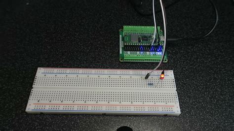 Raspberry Pi Pico WとMicroPythonでLEDを点灯消灯させてみよう ラズパイ実験室