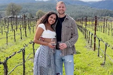 Bachelor S Teddi Wright Engaged To Boyfriend Nicholas So Blessed