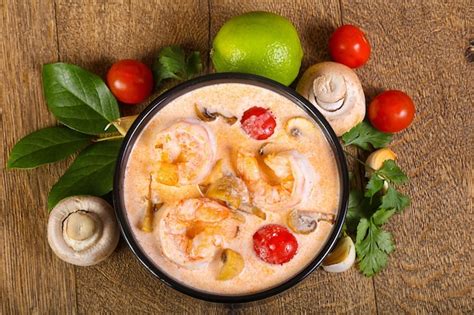 Premium Photo Thai Tom Yam Soup