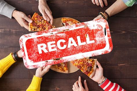 Alert Michigan Throw Away Or Return This Recalled Pizza Asap