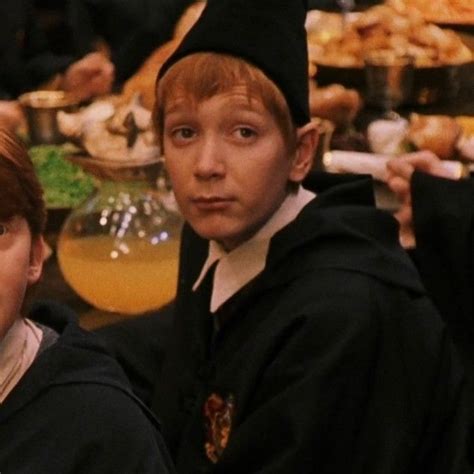 Пин от пользователя Caroline на доске Sorcerers Stone Оливер фелпс Близнецы уизли Гарри поттер