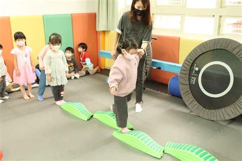 4 體能教室 身體平衡及協調性 224 幼黃班 Flickr