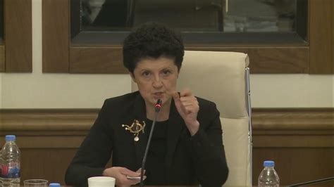 უცხოელები ფეხებზე მეკიდა გახარია Youtube